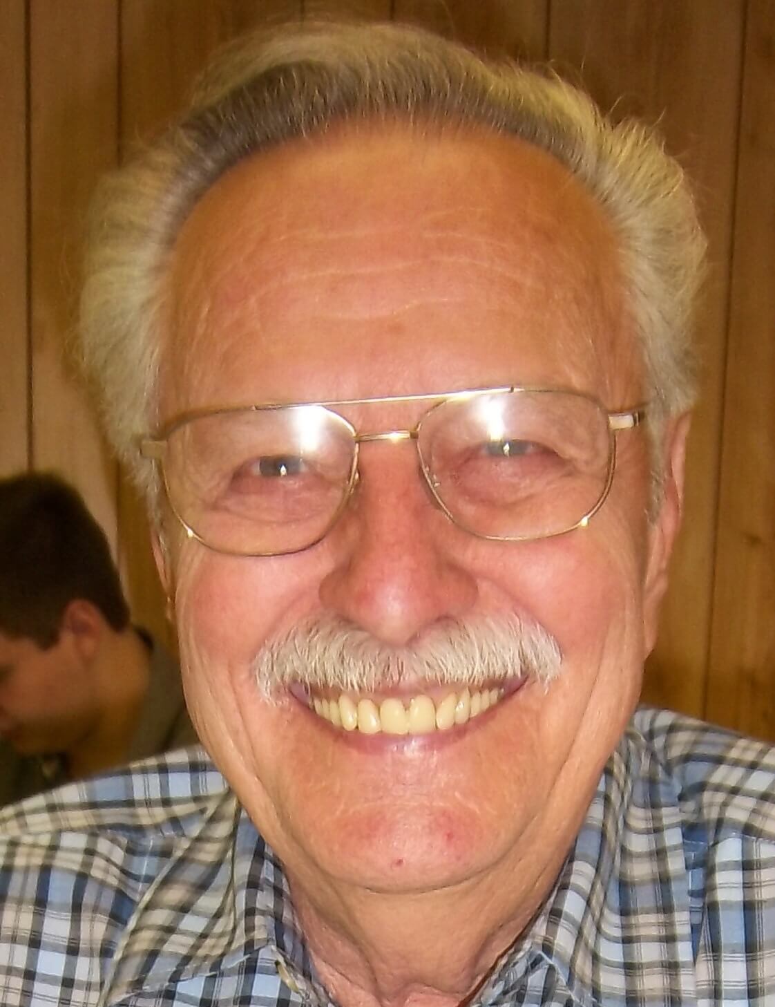 Larry Gentry | NewObits.com